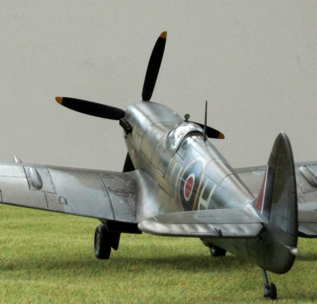 Vexillum Militaris - Supermarine Spitfire Mk XVIe